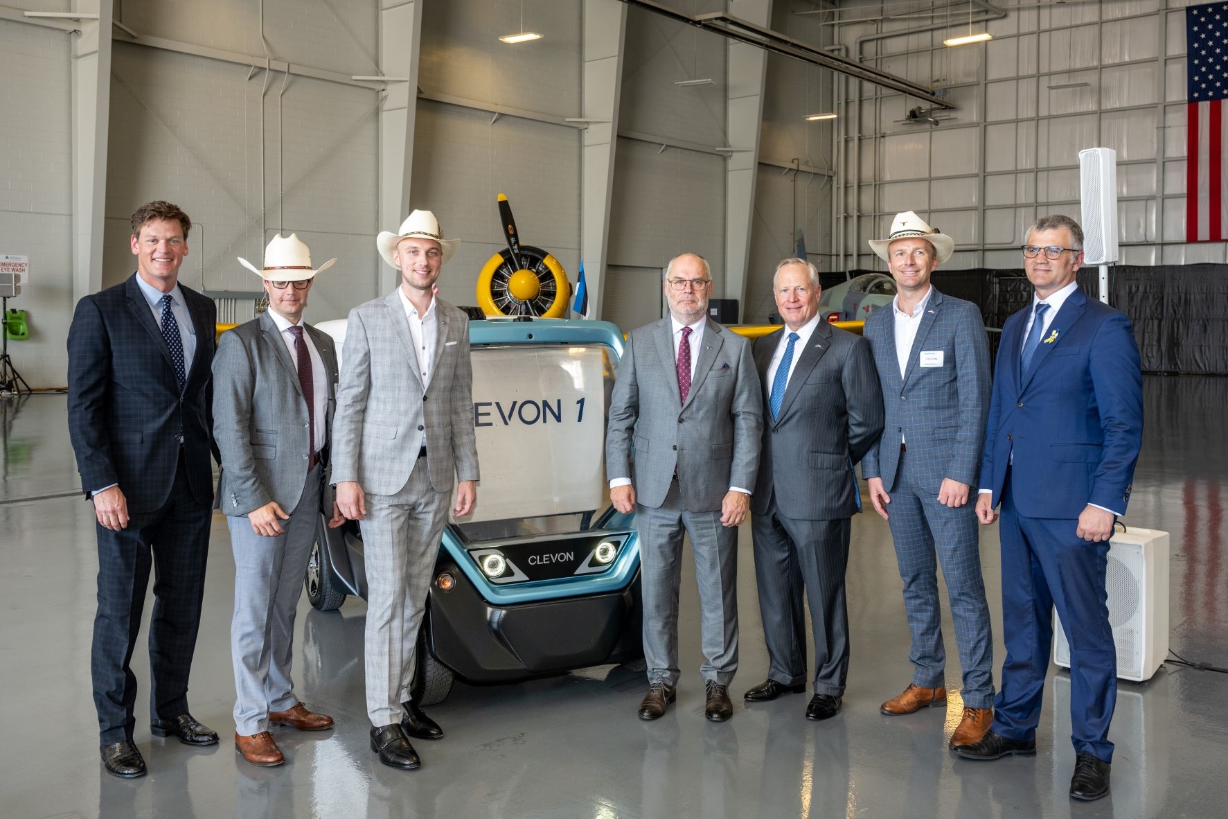 Autonomous Delivery Vehicle Innovator Clevon Expands Global Operations ...